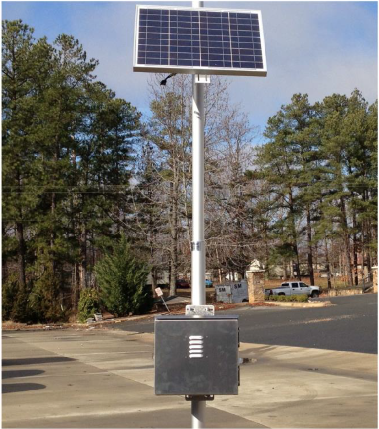 380 WATT, 110 AMP Hour 12/24 VDC Solar Power System | CDM Wireless